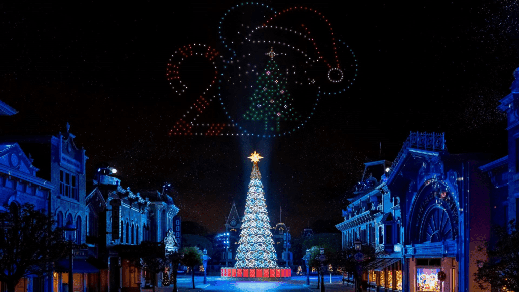 Hong Kong Disneyland Holiday Celebration 2025